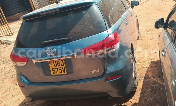 Buy used toyota wish blue car in kampala in uganda - carkibanda